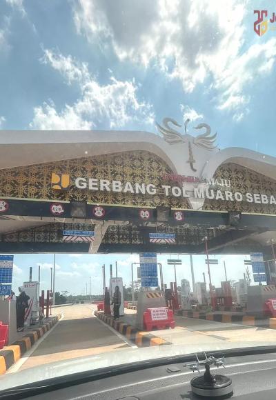 Lonjakan Trafik di Jalan Tol Trans Sumatera Selama Libur Isra Mikraj dan Imlek 2025 | Suaro Asli ...